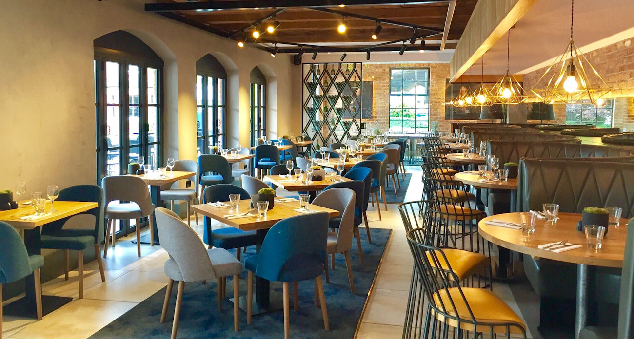 Dukes 92 Manchester - reviews and information